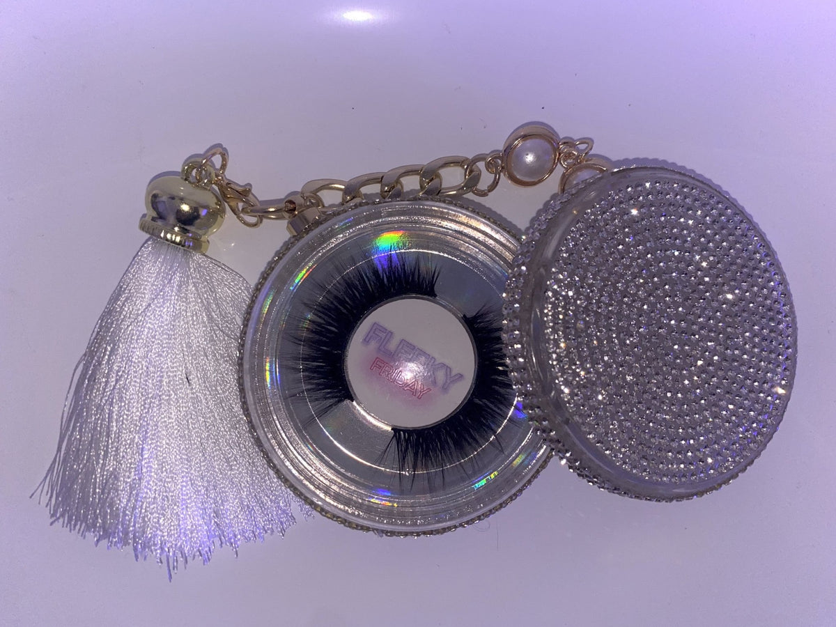 Luxe Lashes – Fleeky Friday INC